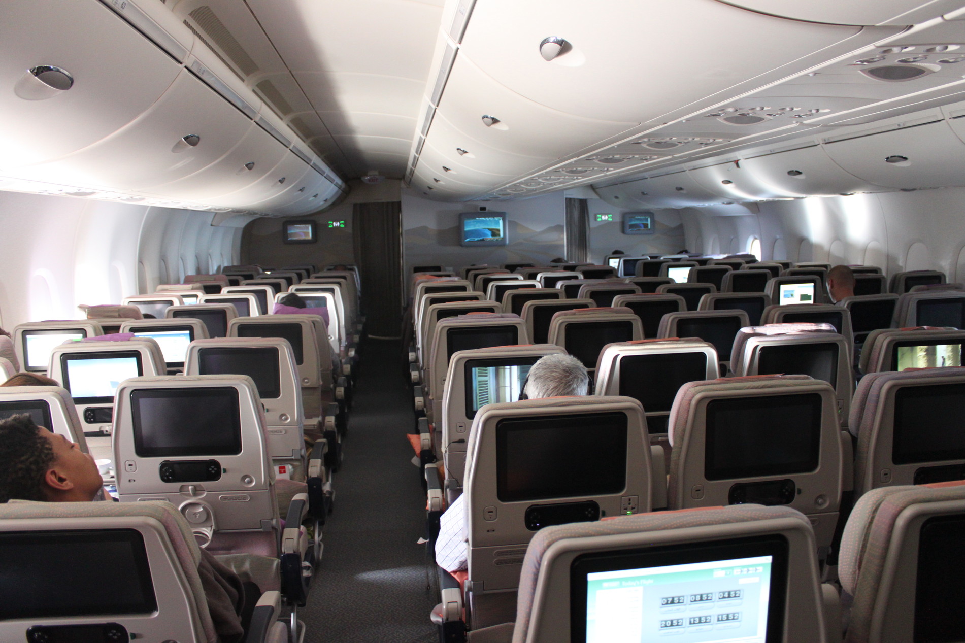 EK：エミレーツ航空【A380ファーストクラス】EK761：ドバイ(DXB)－ヨハネスブルグ(JNB) | マイルでファーストクラス全制覇を ...