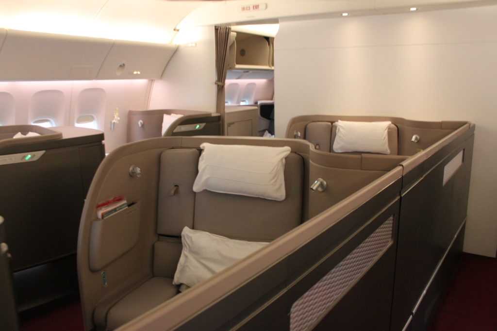CX：キャセイ・パシフィック航空【B773ERファーストクラス】CX548：HKG(香港)－東京/羽田(HND) | マイルでファーストクラス ...