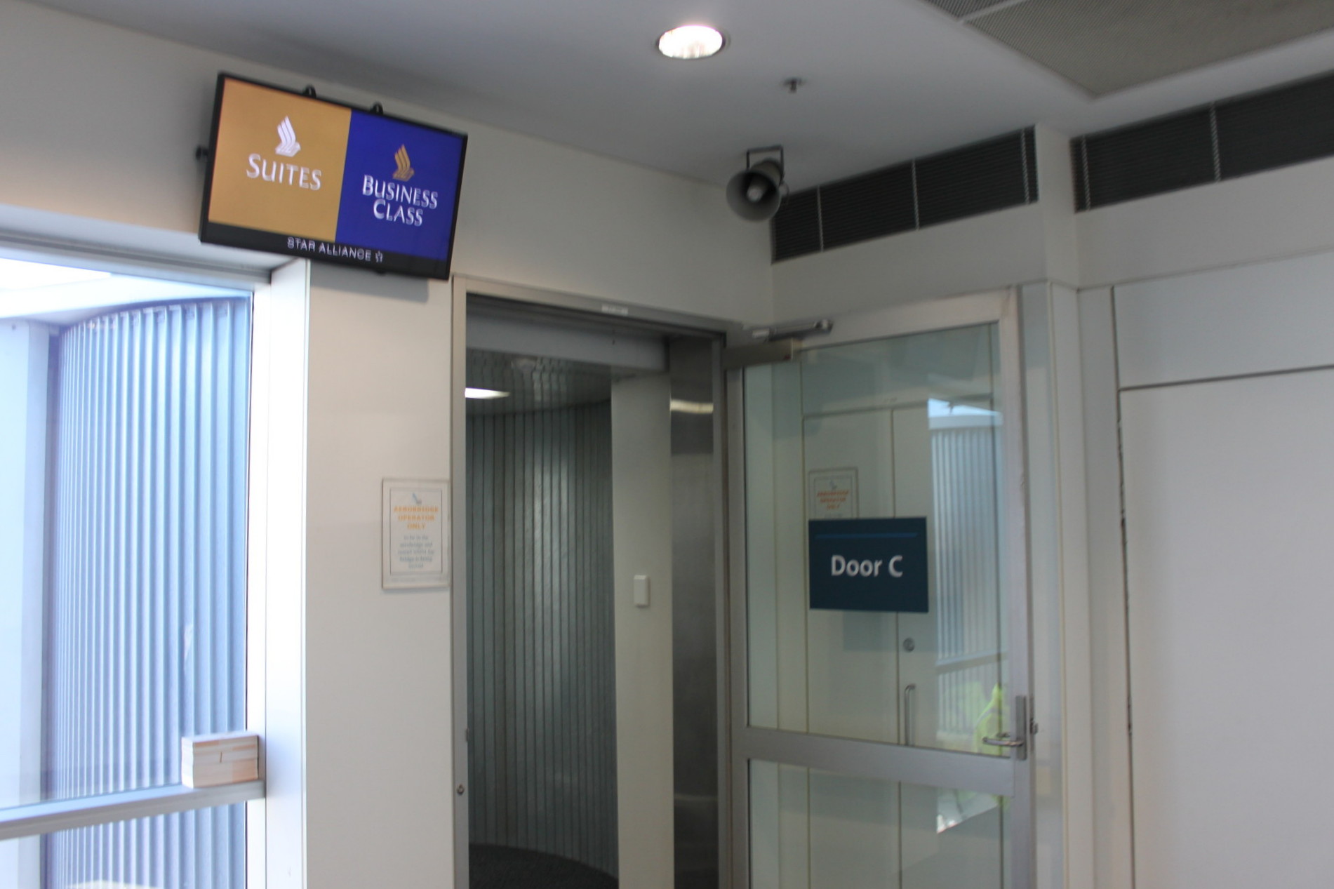 シンガポール航空【新スイート】徹底解剖 SQ232：シドニー(SYD)－シンガポール(SIN) | マイルでファーストクラス全制覇を夢見て ...