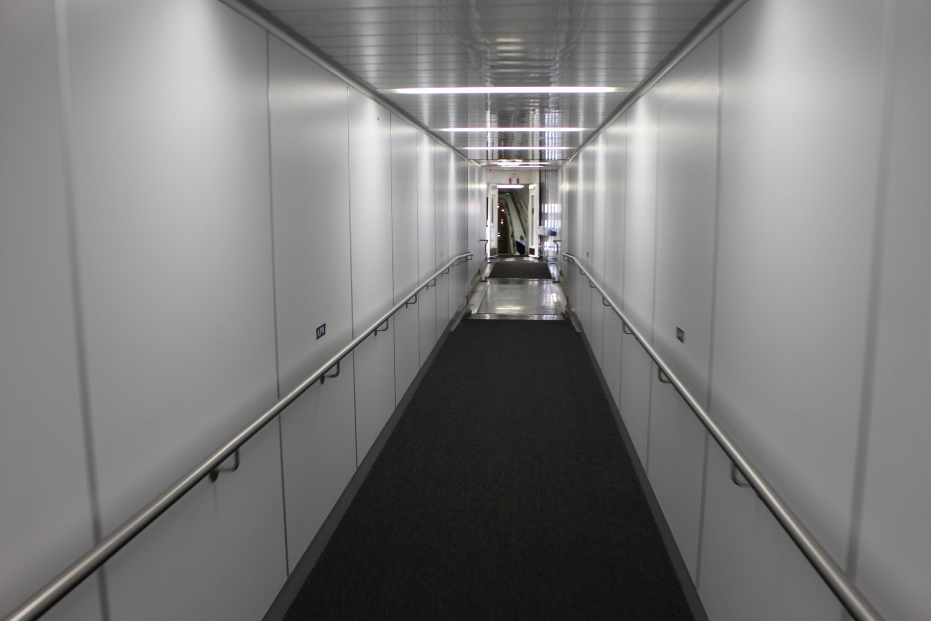 シンガポール航空【新スイート】徹底解剖 SQ232：シドニー(SYD)－シンガポール(SIN) | マイルでファーストクラス全制覇を夢見て ...