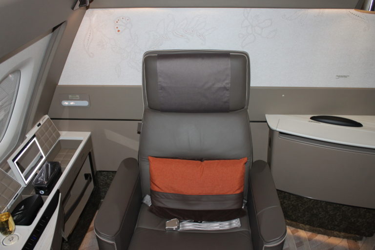 シンガポール航空【新スイート】徹底解剖 SQ232：シドニー(SYD)－シンガポール(SIN) | マイルでファーストクラス全制覇を夢見て ...